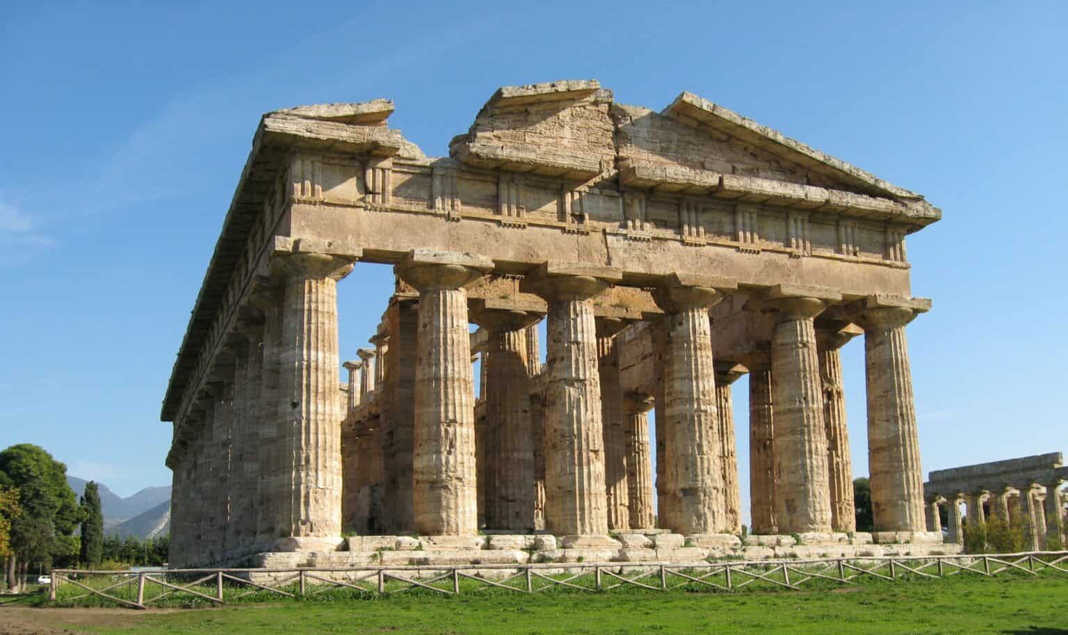 Day Trip to Paestum Italy 2024 – Ancient Greek Temples - Practical Travel Concepts