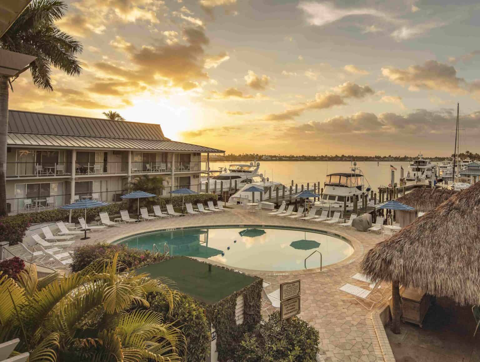21 Best Hotels in Naples, Florida from Beach to City 2025 - Practical ...