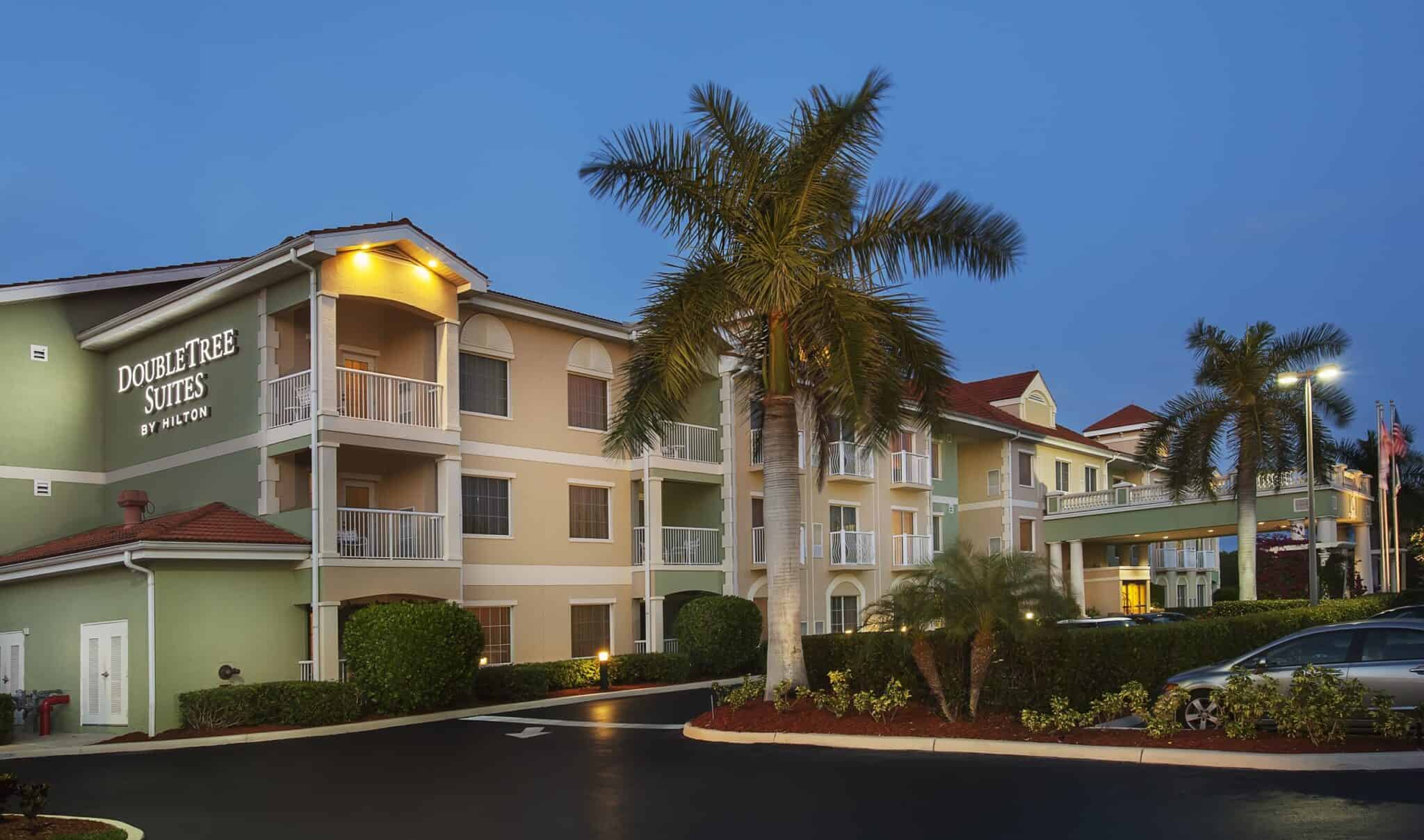 21 Best Hotels in Naples, Florida from Beach to City 2025 - Practical ...