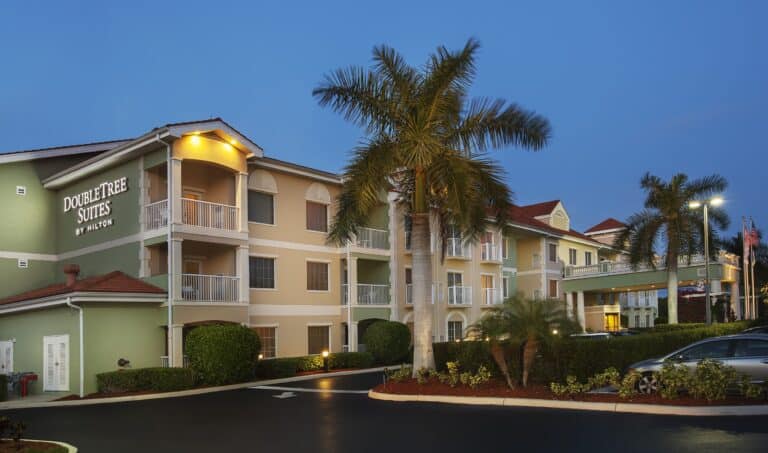 21 Best Hotels in Naples, Florida from Beach to City 2025 - Practical ...